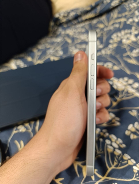 Продам iphone 15 plus