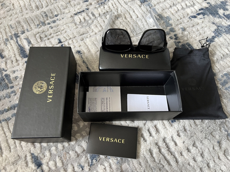 солнцезащитные очки Versace оригинал.