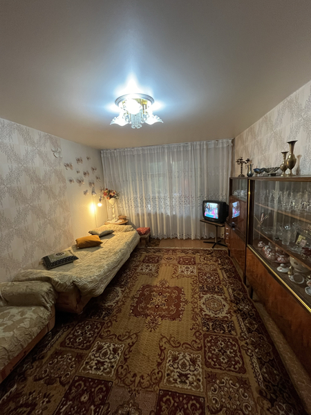 Улица Аккурган срочно продается 2в3 комнатная 77 серия ‼️