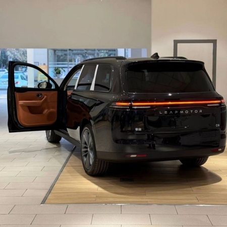 Leapmotor c16 hybrid 2 pozitsiya dop opsiya 2024