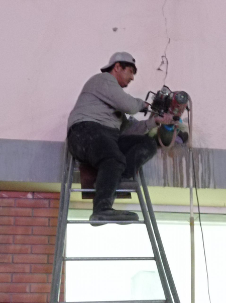 ADBOYNIK beton sindirish almarni bir devor teshish bu