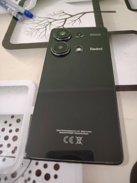Redmi not 13 pro sotiladi 12 /256 gb