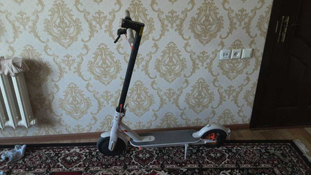 Срочно продаётся электросамокат Xiaomi Mi Electric Scooter 3 lite
