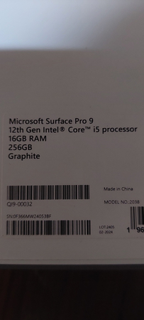 Недорого! Microsoft Surface Pro 9 в отличном состоянии