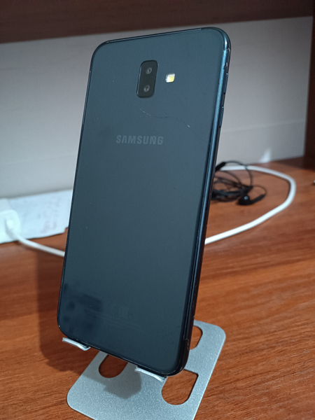 Samsung j6 plus  holati zo\\\'r