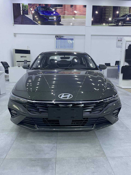 Hyundai Elantra 2024