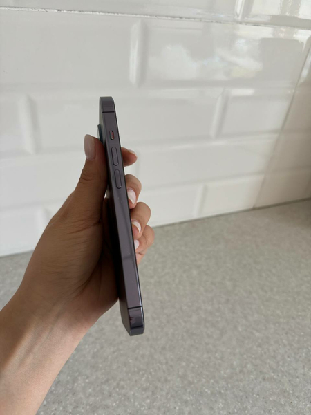 Продается iphone 14 pro Lla(eSim)