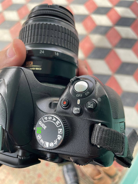 Nikon d3200 obektiv 18-55