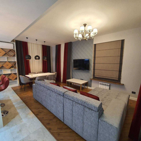 Продается Евро дом Ор-р: Азербайджанский культурный центр  300м2