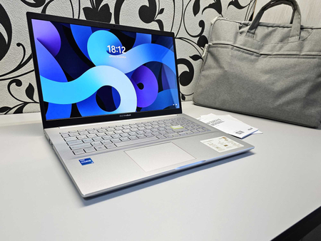 ПРОДАМ Asus VivoBook 15 OLED Ноутбук Core™ i5 11-ПОКОЛЕНИЯ/8GB/512SSD.