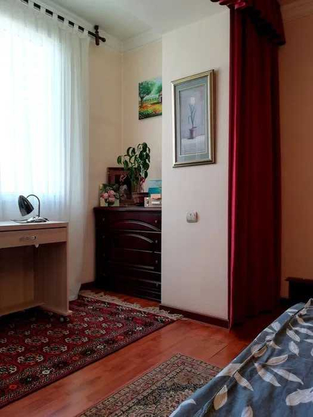 (К125761) Mirzo-Ulug'bek tumanida 3-xonali kvartira sotiladi