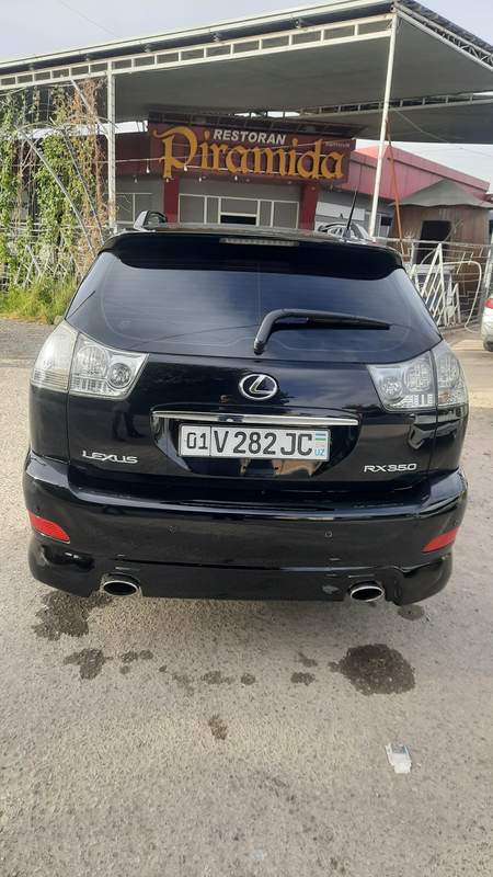 Продам лексус rx 350  в хорошим состоянии на бензине