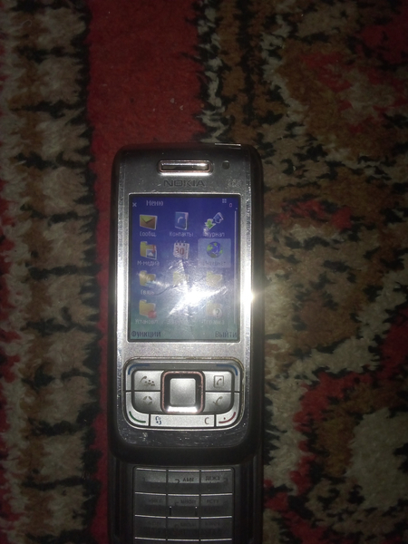 Telefon Rossiya dan kelgan. Hamma joyiga garantiya 1 oy.  Kelishamiza