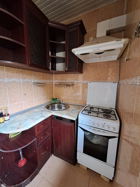 Ттз  1×2/1/4  срочно сдаётся квартира в аренду 300$