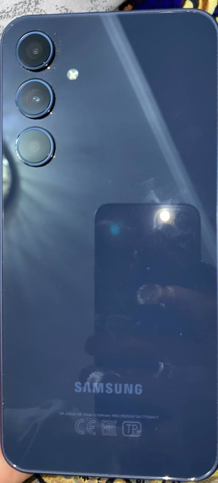 Samsung a 35 2024 ideal