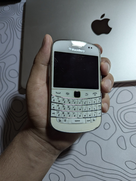 Blackberry 9900 simkarta + Perfectum USA versiya
