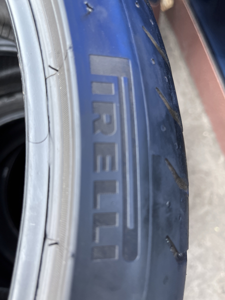 235 35 r19. 91 Y.  Pirelli