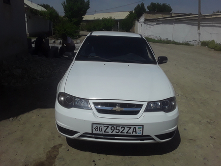 Nexia shevralet yili 2015 ideal