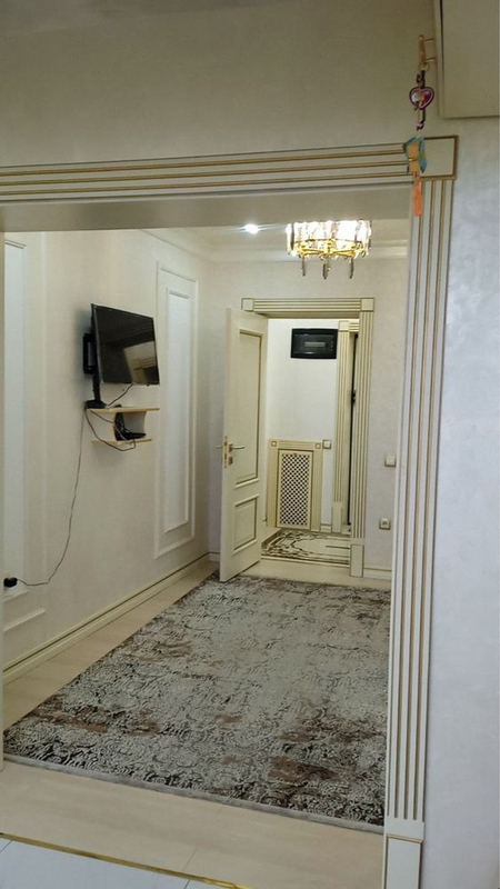 Tinchli metroda 3/4/5 Bankovskiy uy 96 kv Yangi remont