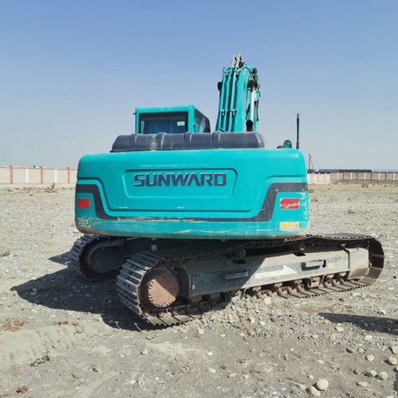Экскаватор SUNWARD SWE 235 e-3