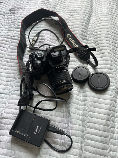 Canon 750d foto aparat sotiladi