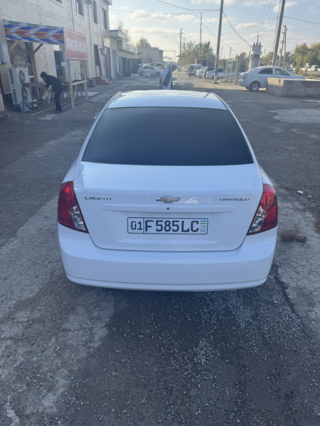 Chevrolet Jentra