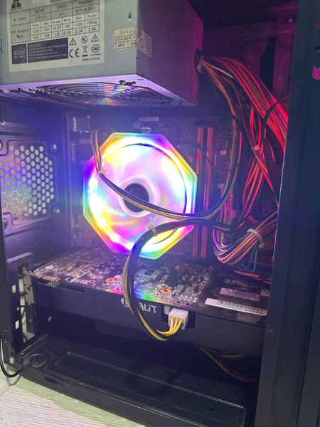 Средней игровой кейс 9 поколения/ Core i3 9100f + Palit GTX 960