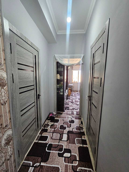 1 xonali 46m² 5-qavat sotiladi.