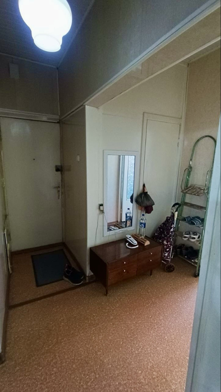 Срочно продам квартиру 3/2/5 Юнусабад 16