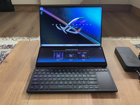Asus Rog Zephyrus Duo Ryzen 9 6900HX Rtx3070Ti