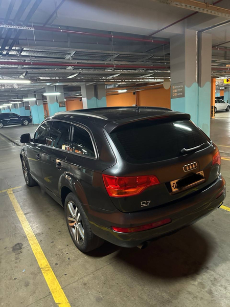 audi q7 sotiladi quadro