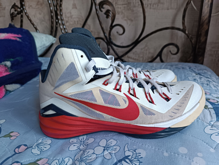 Оригинальные кроссовки Nike