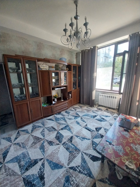 1-qavatdan 2 xonali uy sotiladi. Yangi Hayot uylari