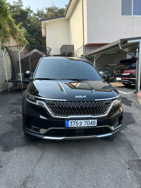 KIA Carnival 9ти местный