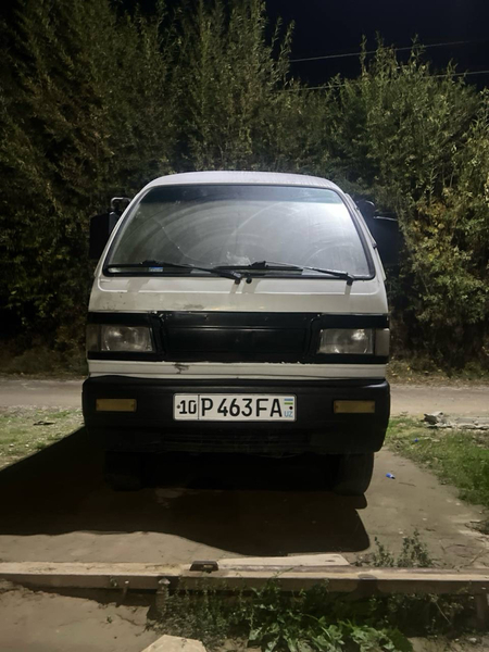 Срочна дамас сотилади