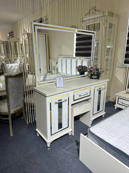 Spalniy Neo Klasika Mdf Krashniy Kamplekt Sifati Zõr Baquvat matras bn