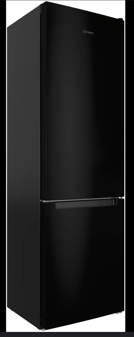 Холодильник indesit