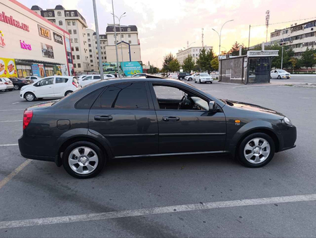Chevrolet: Gentra 3 позиция 
Год выпуска: 2021 год
Цвет: GKA 2 родная