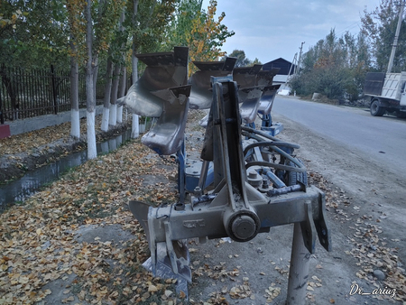Magnum case 8940 traktori sotiladi aktiv holda