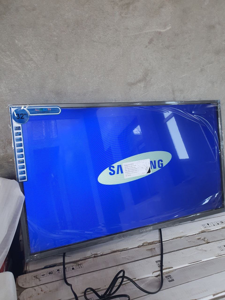 Smart televizor 32 razmer sotiladi