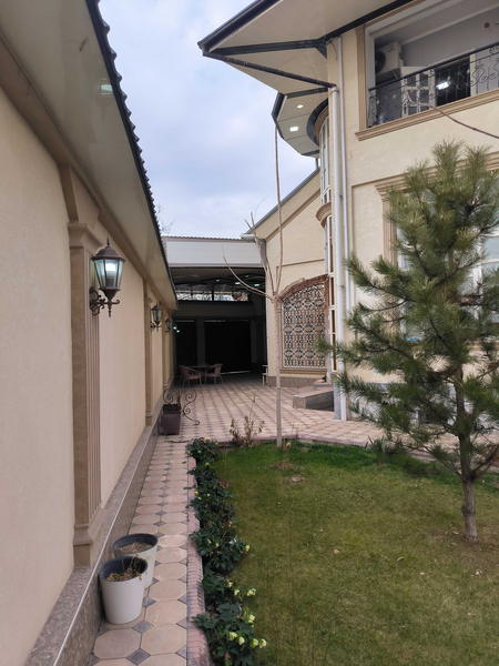 Dombrobod, Chilonzorda evro uy sotiladi 4.4 sotihda.