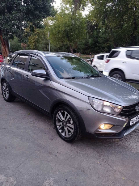 Lada vesta SW cross 1.6 nissan motor