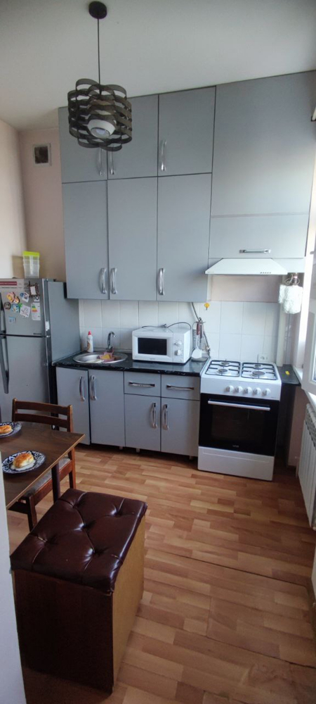 Продается Массив Сергели 6 А , 2/2/7 СРОЧНО!
