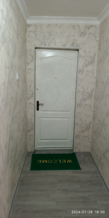 Уй сотилади 2- хонали квартира узимники