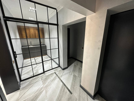 Продаётся офис 87м2 Айбек Савдогар банк