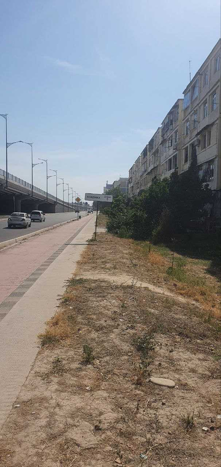 Продается коммерческое помещение на первой линии. Сергели.