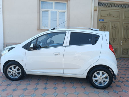Spark 3 pozitsa stok xolatda
