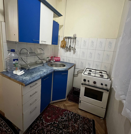 Аренда здаётся 1 комнатьний квартира