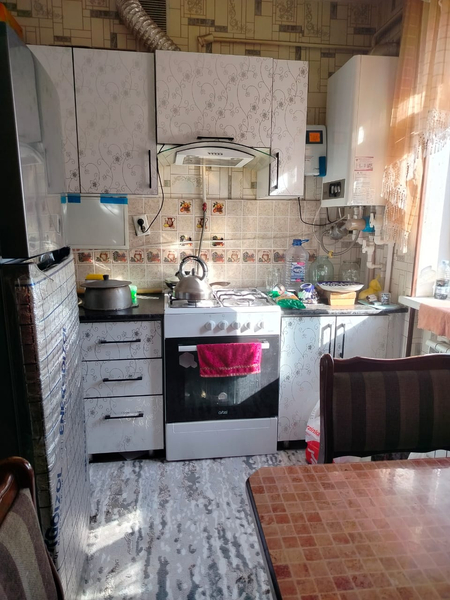Уй Ижарага берилади Янгихает туманида метро 3 бекатда сергели бекатда
