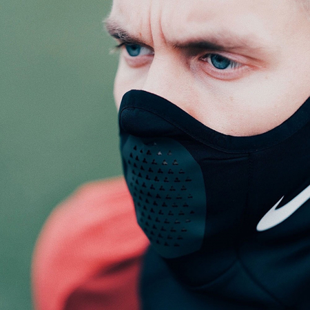 Маска Новый футболный снуд от NIKE оргинал